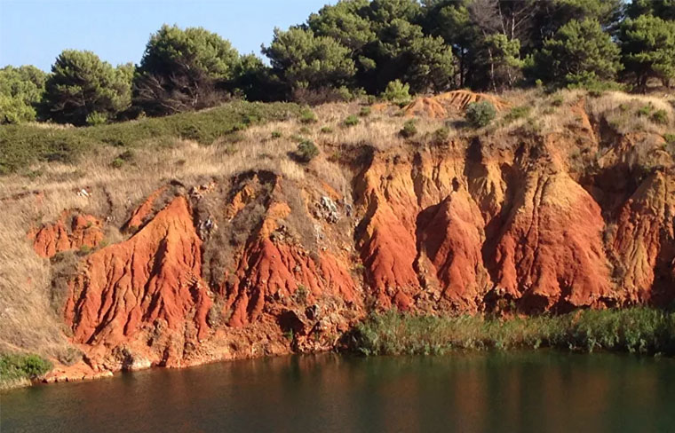 Método para dejar de producir lodo rojo en la extracción de aluminio ...