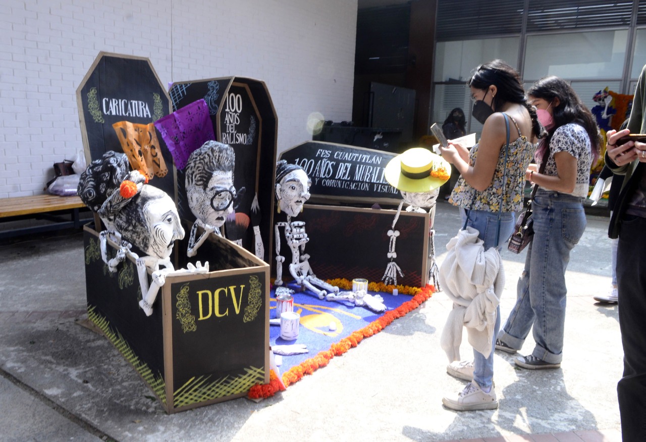 ¡Se avivó Megaofrenda en Xochimilco! - Gaceta UNAM